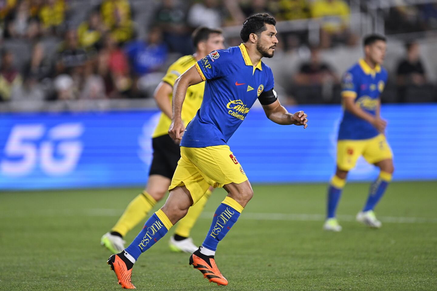 Henry Martín y Julián Quiñones jugarán de titulares contra pumas ...