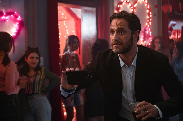 Sandra Echeverría y Michel Brown entran en un dilema en ‘Contigo en el futuro’ – Publimetro México