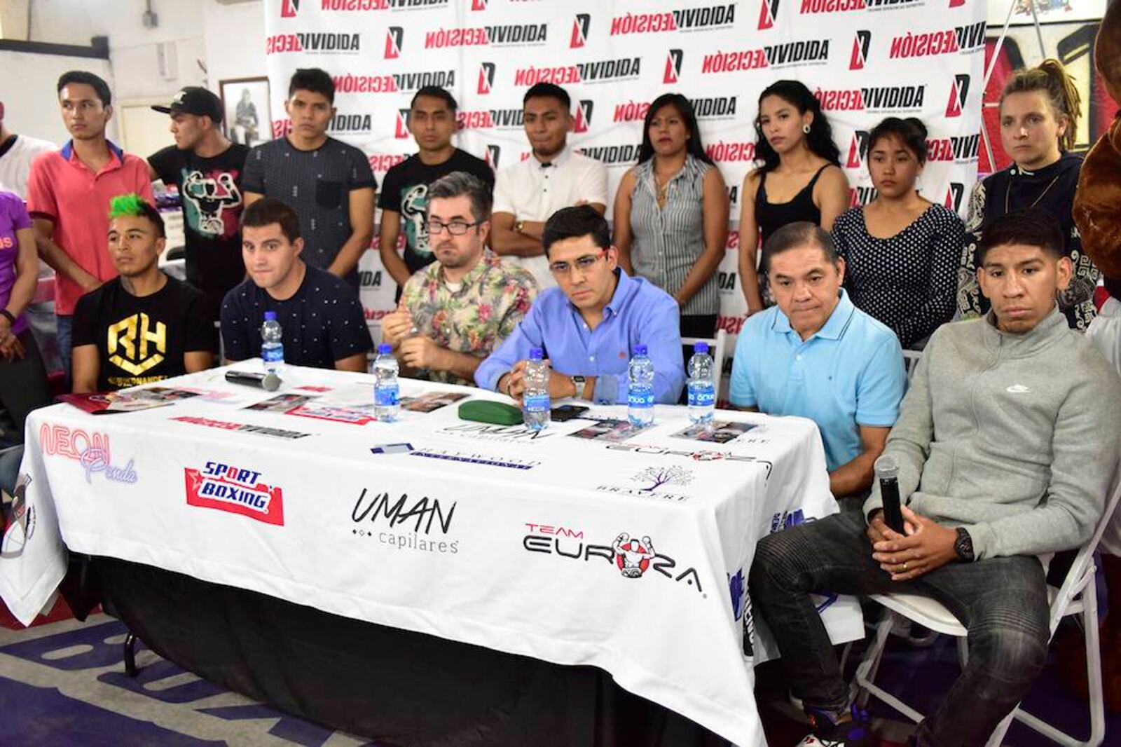 'Chiquita' González y Decisión Dividida presentan 'Noche de Promesas 9 ...