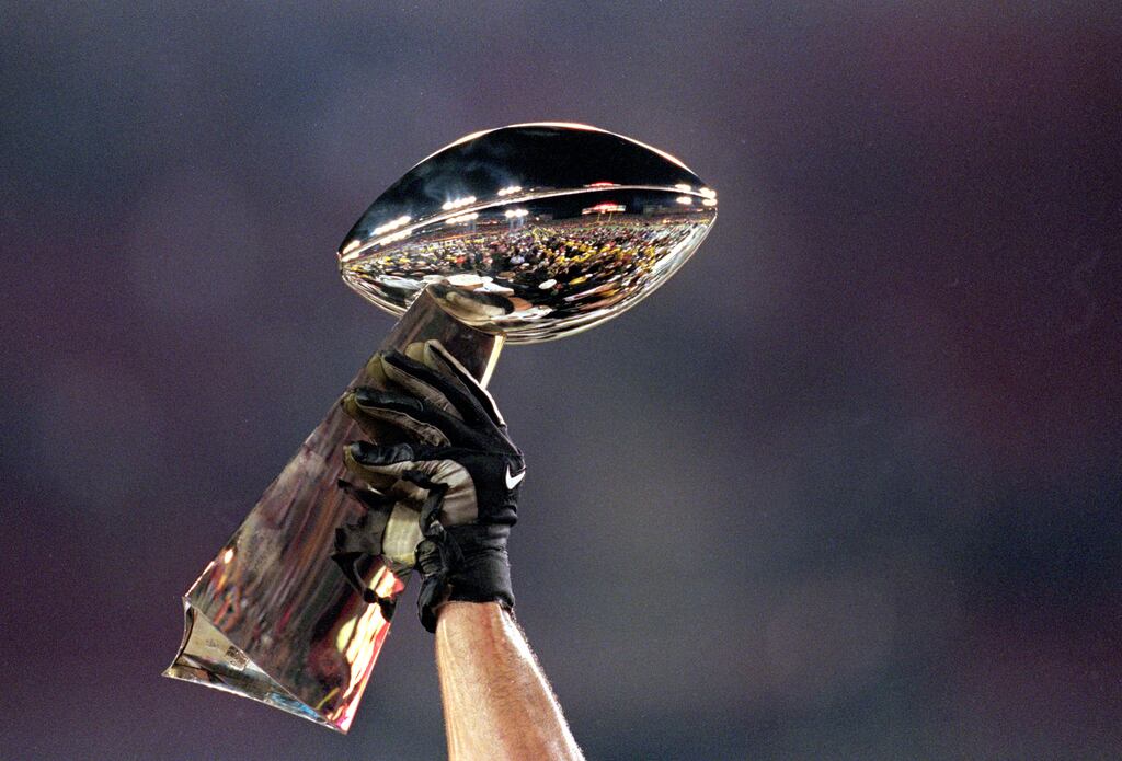 Super Bowl LX: Historia del trofeo Vince Lombardi, la cima que Seahawks ...