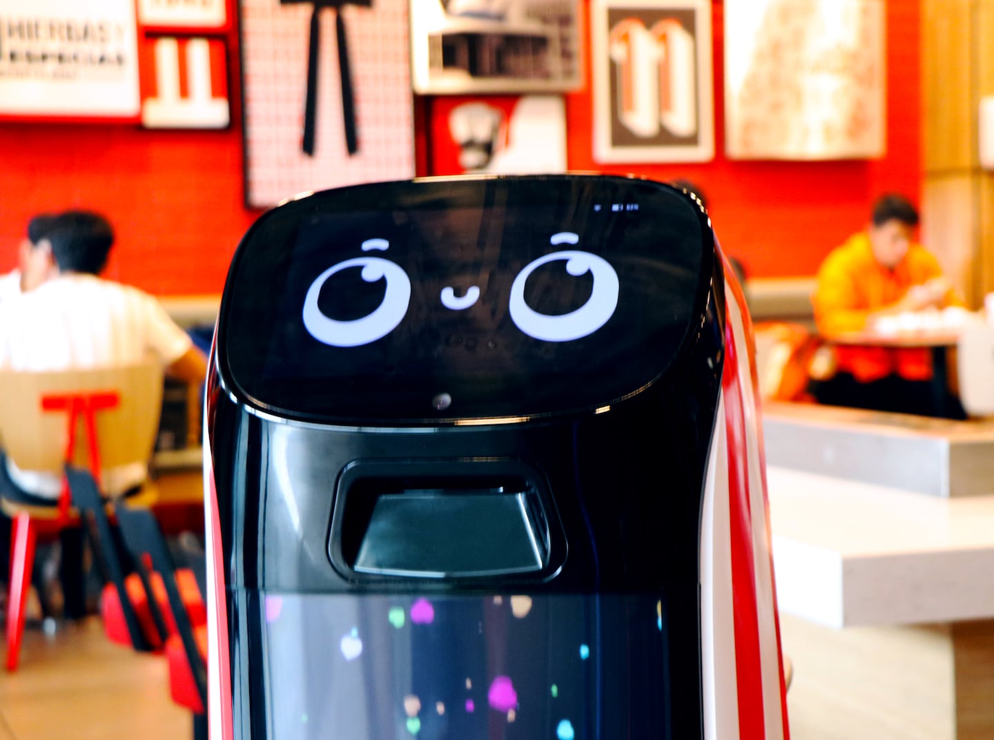 Restaurantes mexicanos integran a su equipo robots interactivos ...