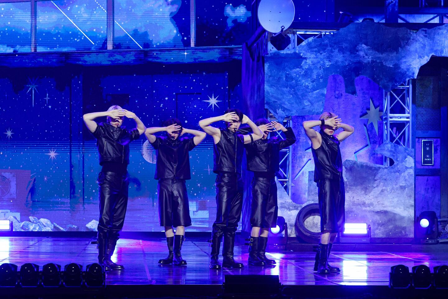 TOMORROW X TOGETHER presenta en vivo por primera vez su nuevo álbum ‘The Star Chapter: TOGETHER ...