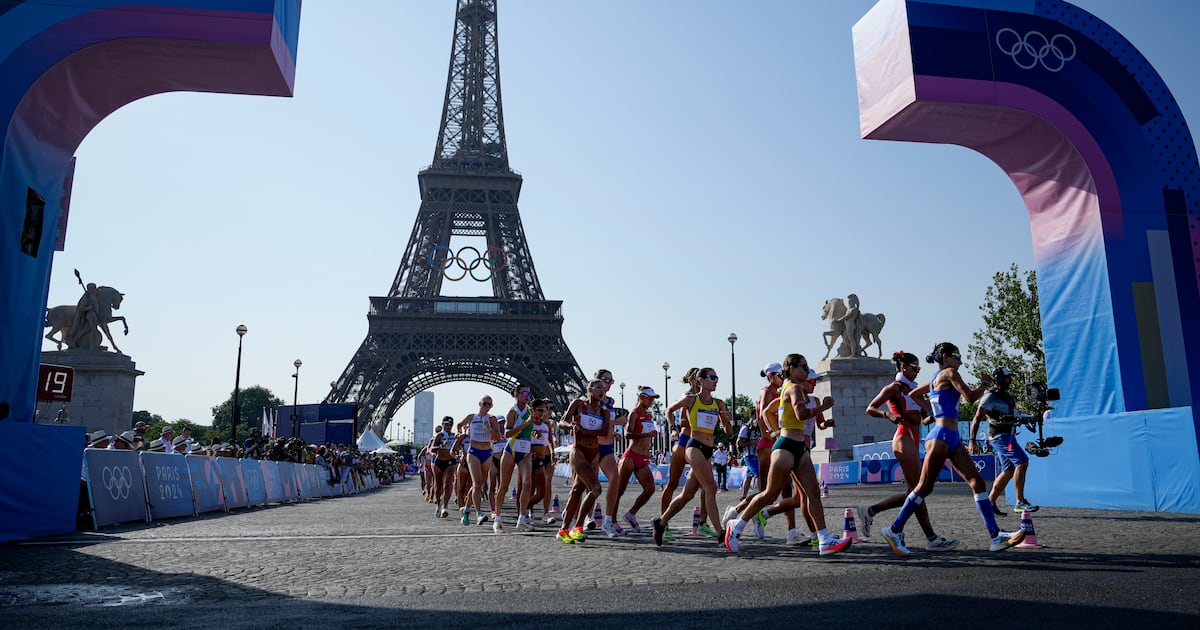 Why is having a visa almost essential in Paris in 2024? - Archyworldys Why is having a visa almost essential in Paris in 2024? - Archyworldys