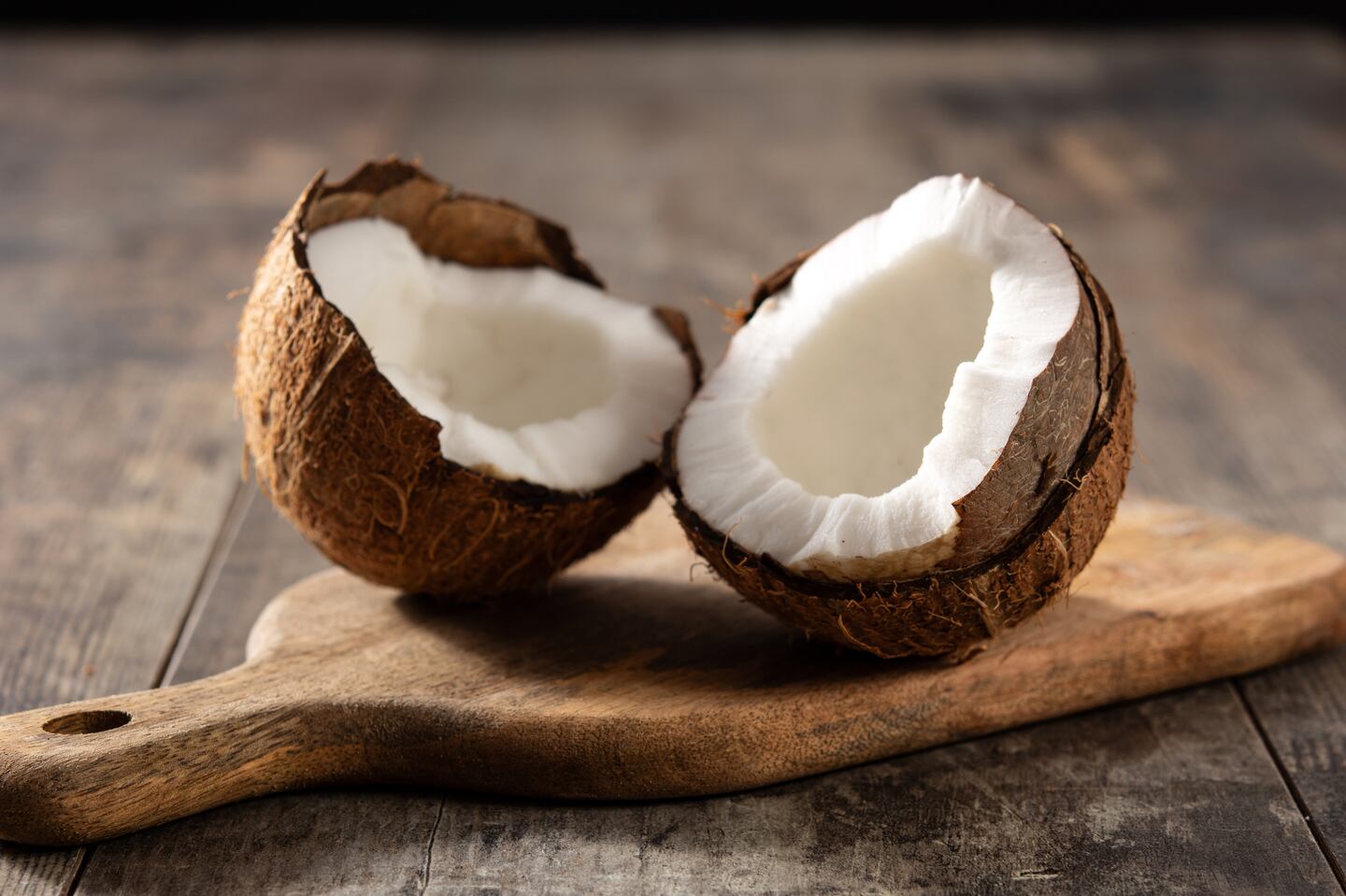 El coco cuenta con propiedades que favorecen la salud a nivel general ...