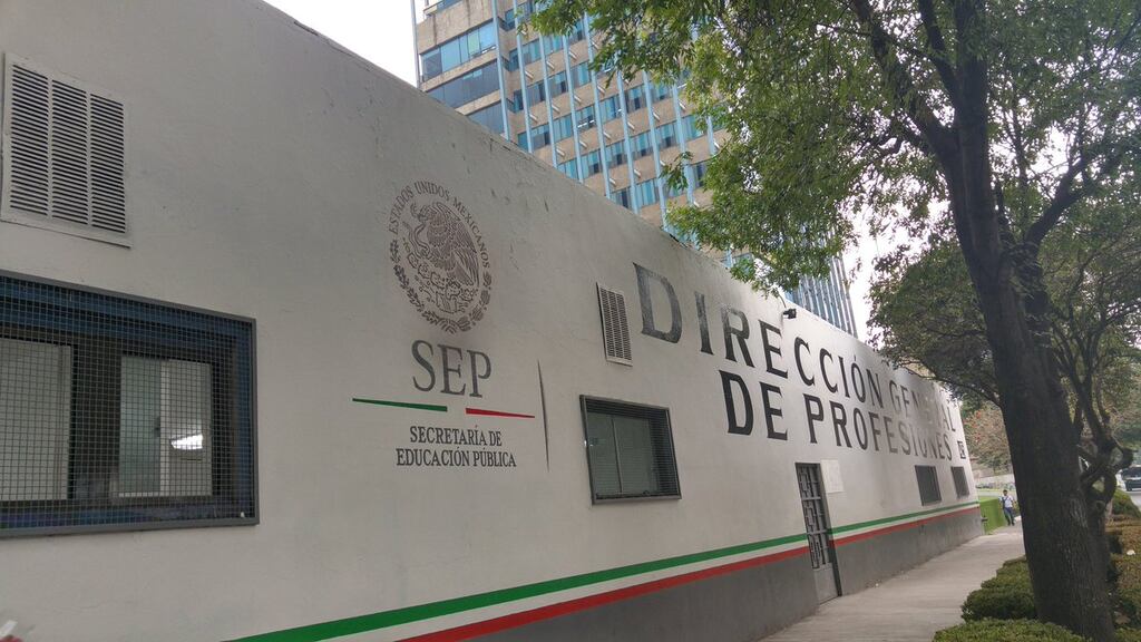 Cédula profesional en línea: cómo tramitarla sin salir de casa ...
