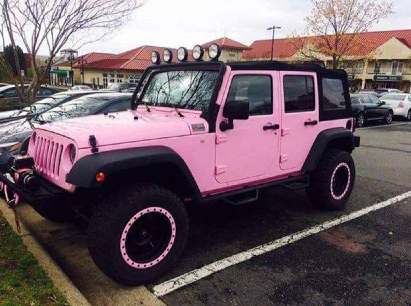 ¡Autos color rosa! Desde deportivos, lujosos y muscle cars, hasta ...