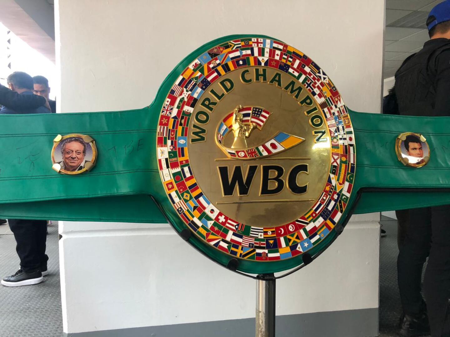 Leyendas del boxeo son inmortalizadas con la exposición Verde y Oro ...