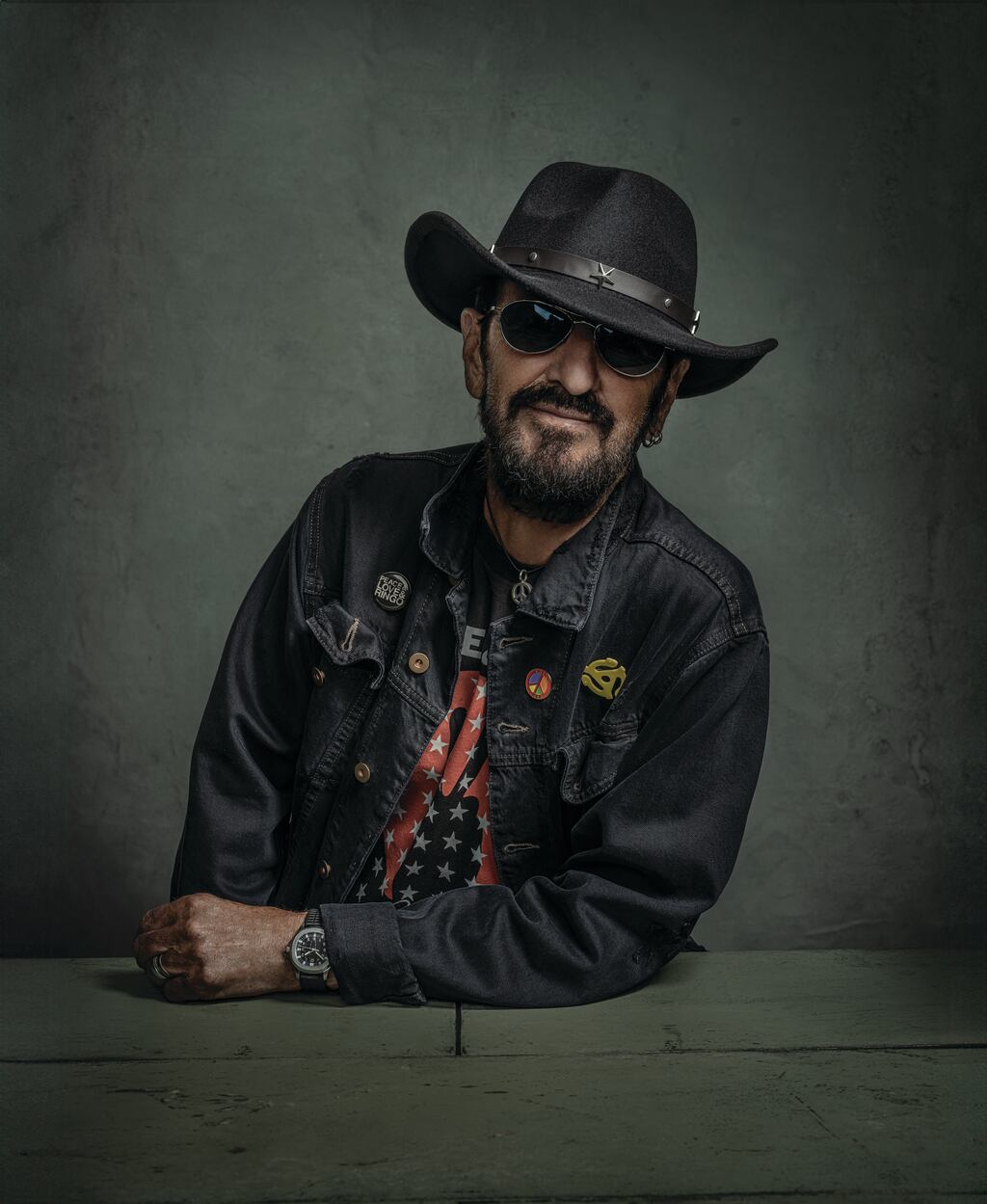 Ringo Starr rompe promesa al lanzar su primer disco de country ‘Look Up ...