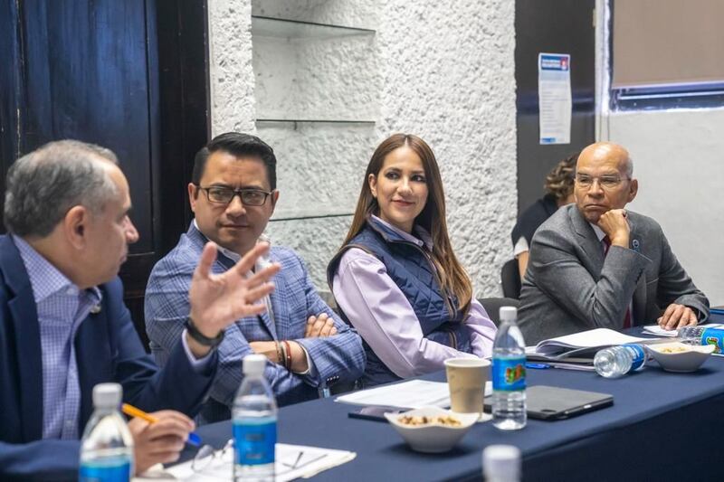 Libia Dennise se reúne con alcaldes de Guanajuato para fortalecer política social – Publimetro ...