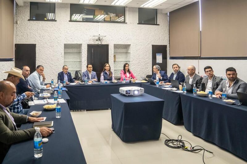 Libia Dennise se reúne con alcaldes de Guanajuato para fortalecer política social – Publimetro ...