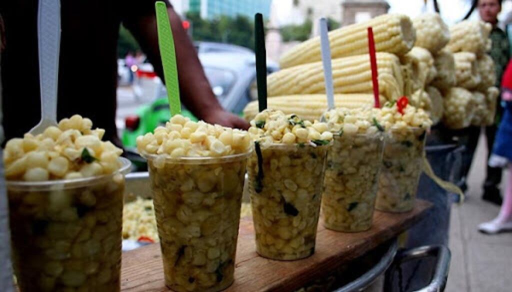 Cuernavaca prohíbe venta de elotes durante el Grito de Independencia ...