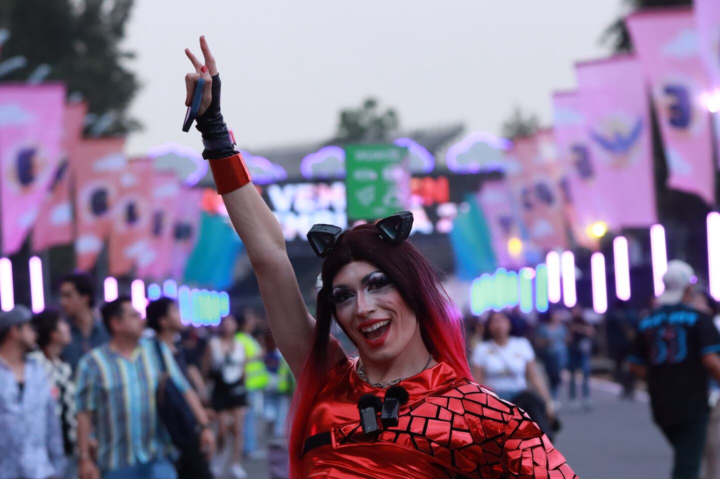 Conciertos: Conoce los mejores outfits del Tecate Emblema 2024 ...