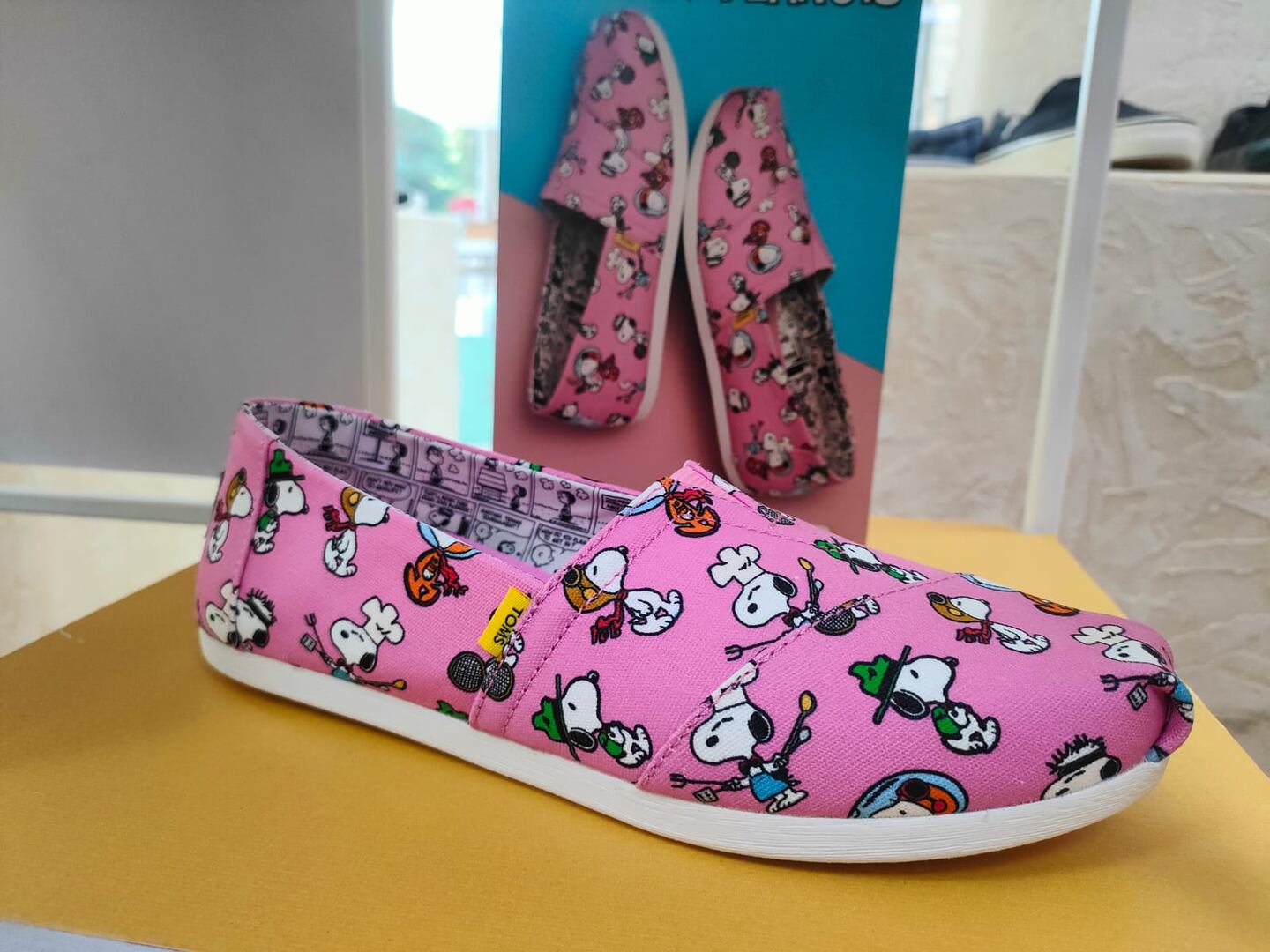 Nueva colección de TOMS y Peanuts llega a México – Publimetro México