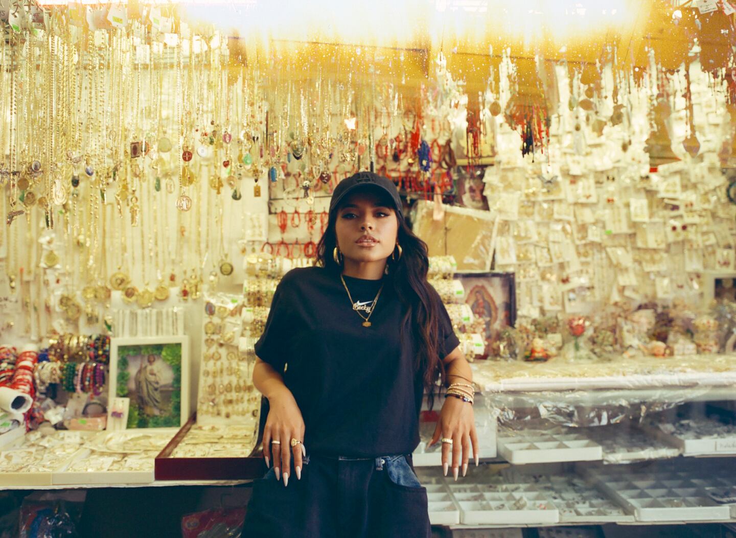 Becky G estrena su nuevo álbum 'ESQUINAS' (Entrevista) – Publimetro México